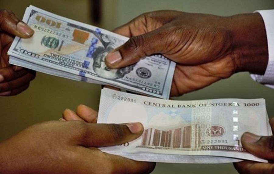 Abuja Banks Comply With CBN Forex Directive Sell Dollar At N412 Abuja Banks Comply With CBN Forex Directive Sell Dollar At N412